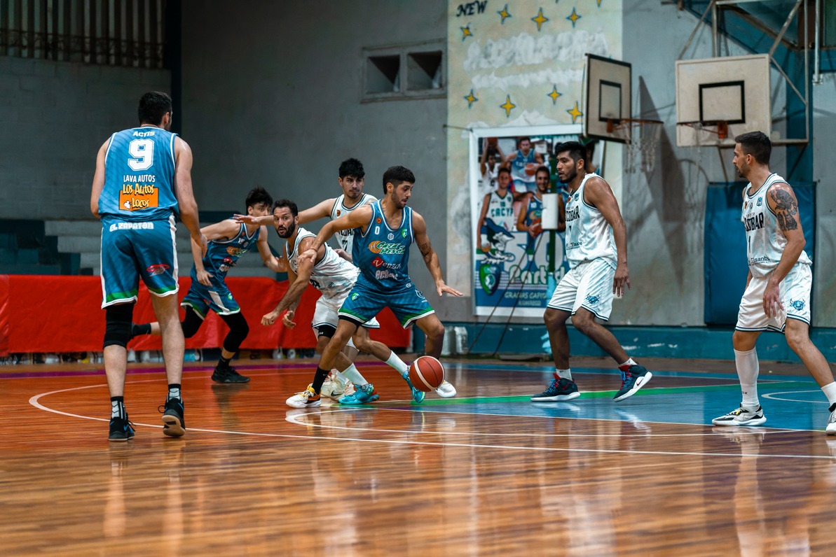 Matías Cueva se vistió de héroe en el cierre y Escobar se llevó un ...